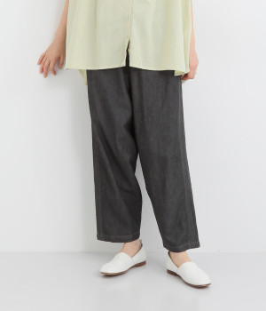 5.5ozデニム ピンタックパンツ（LUPILIEN）の商品詳細